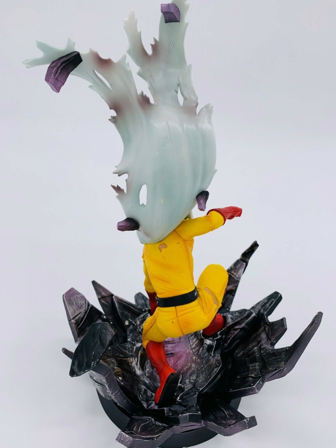 One Punch Man - Saitama Statue/Figur | Landung | HandsomeCake Goodies