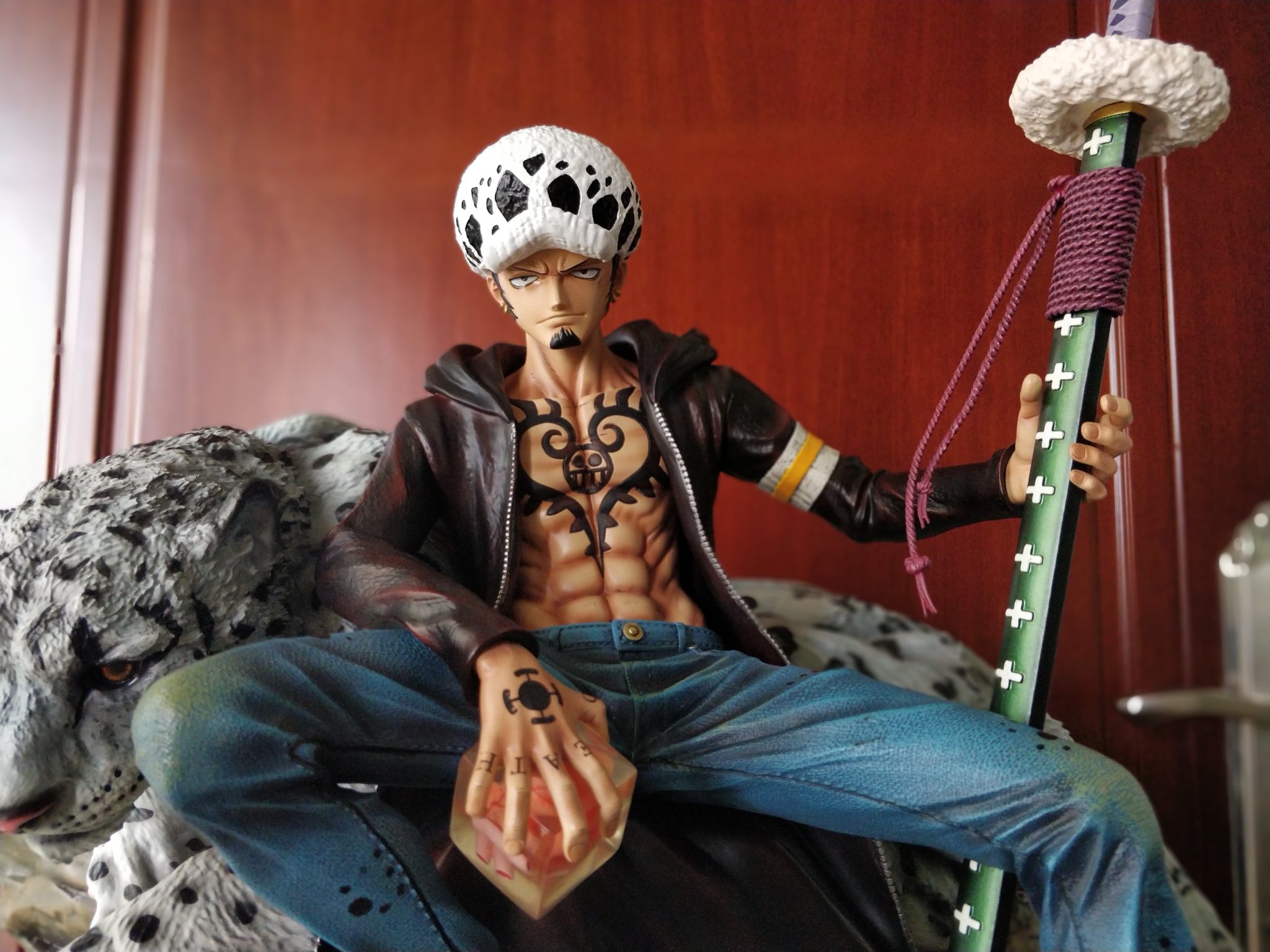 One Piece | Snow Leopard Trafalgar Law | 1:4 Resin Statue | vom ...