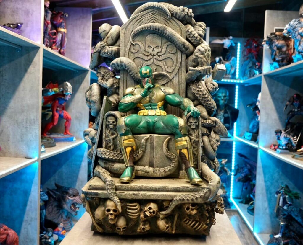 Marvel - Captain Hydra on Throne | 1:3 Resin Statue | von ATF Want ...